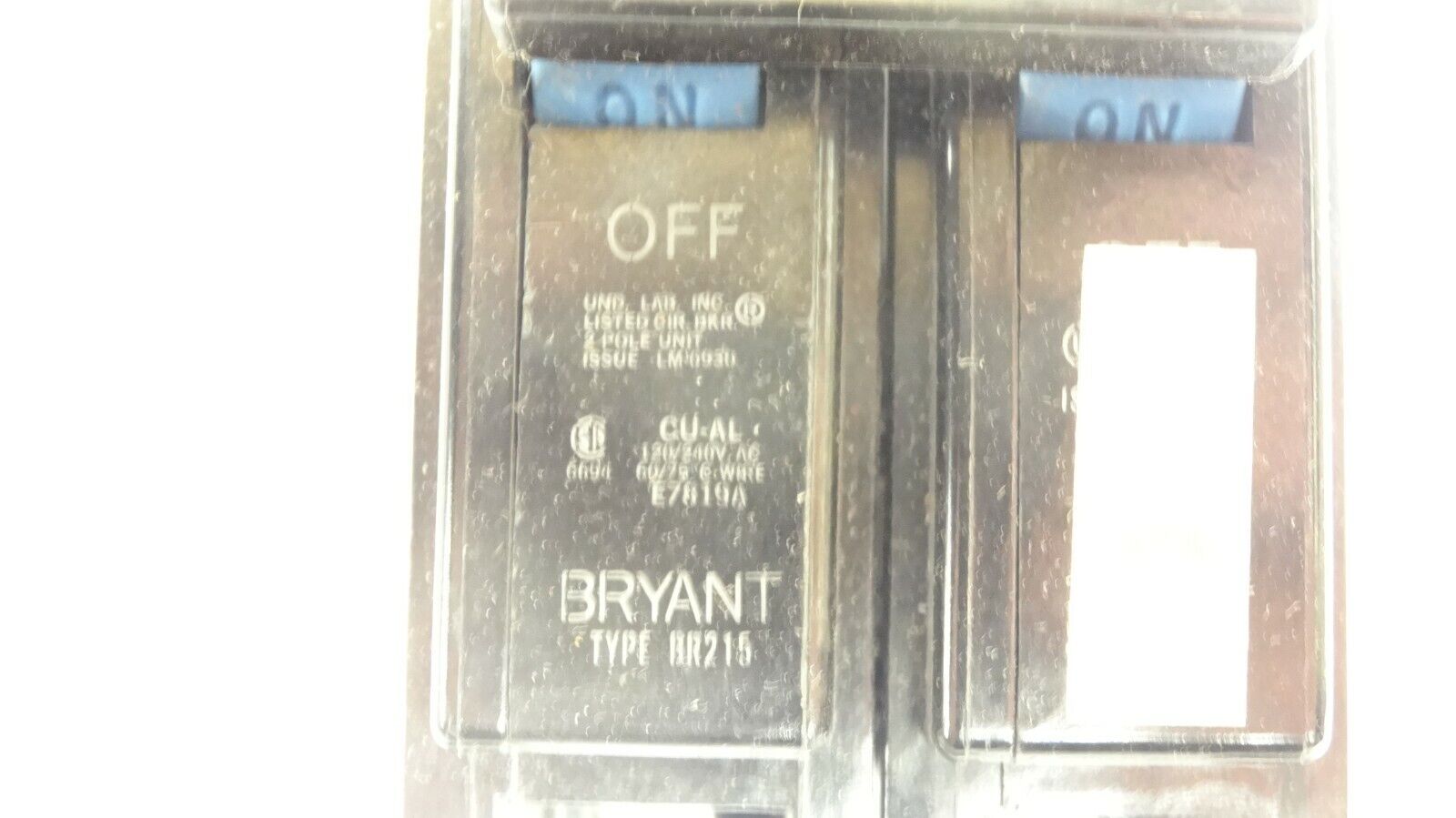 Bryant BR215 15A 2-Pole Circuit Breaker – Critical Parts Warehouse