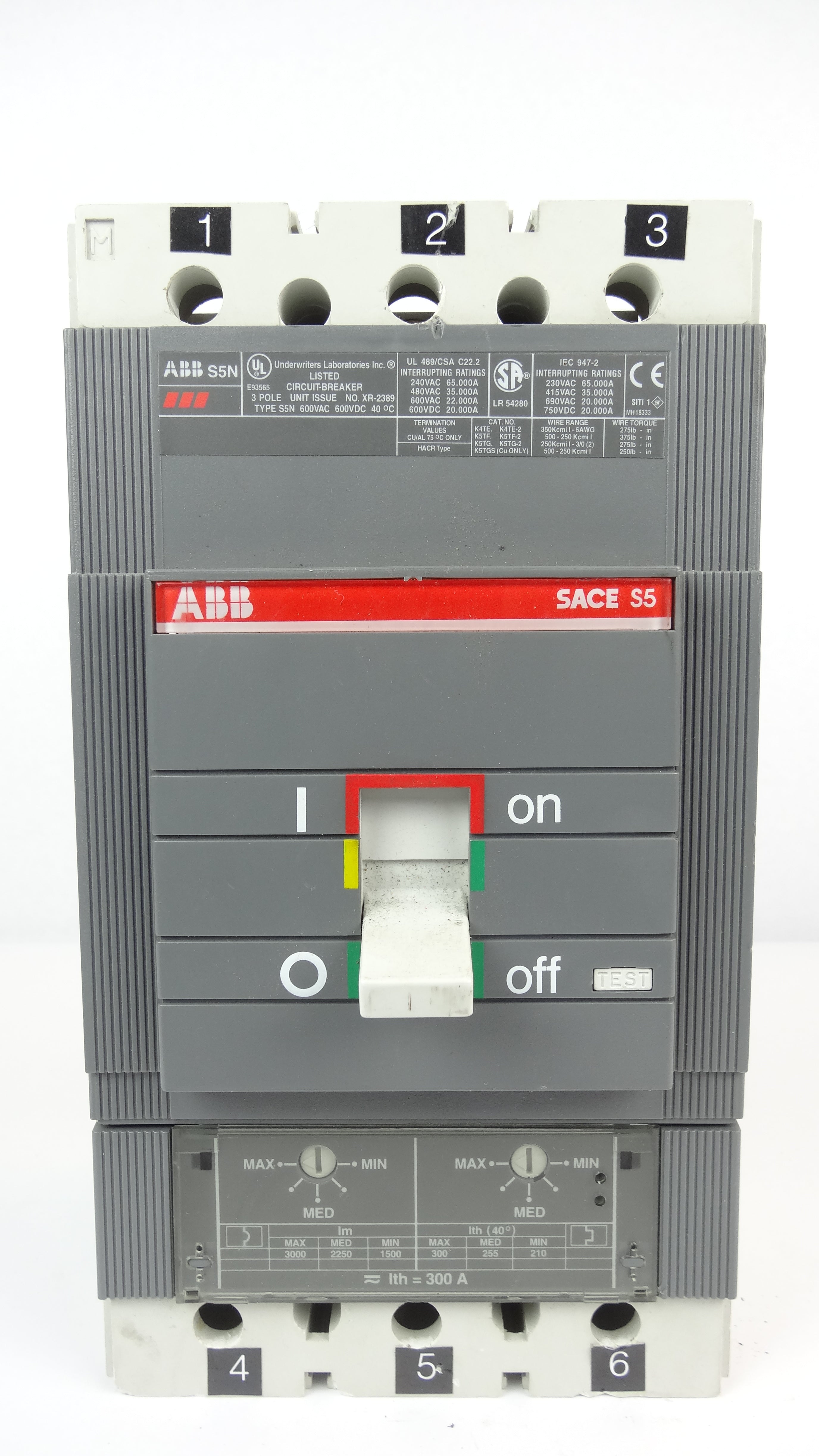 ABB SACE S5 S5N 122135080-001 300A 600V 3-Pole Circuit Breaker ...