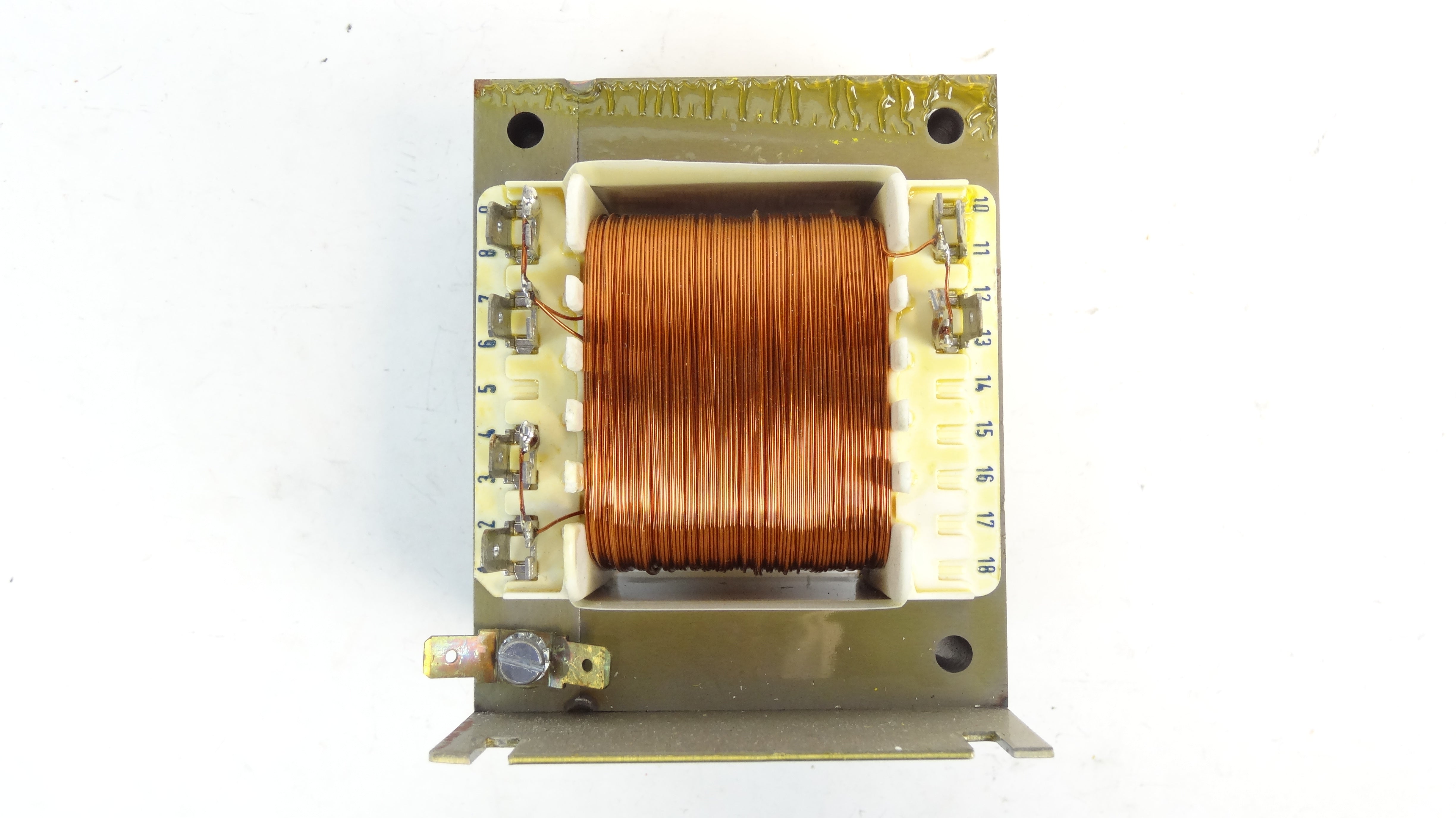 Dantrafo A/S DT 9002-8 00/26 30256-480-60 REV. 02 UL APC 430-4054 Tran ...