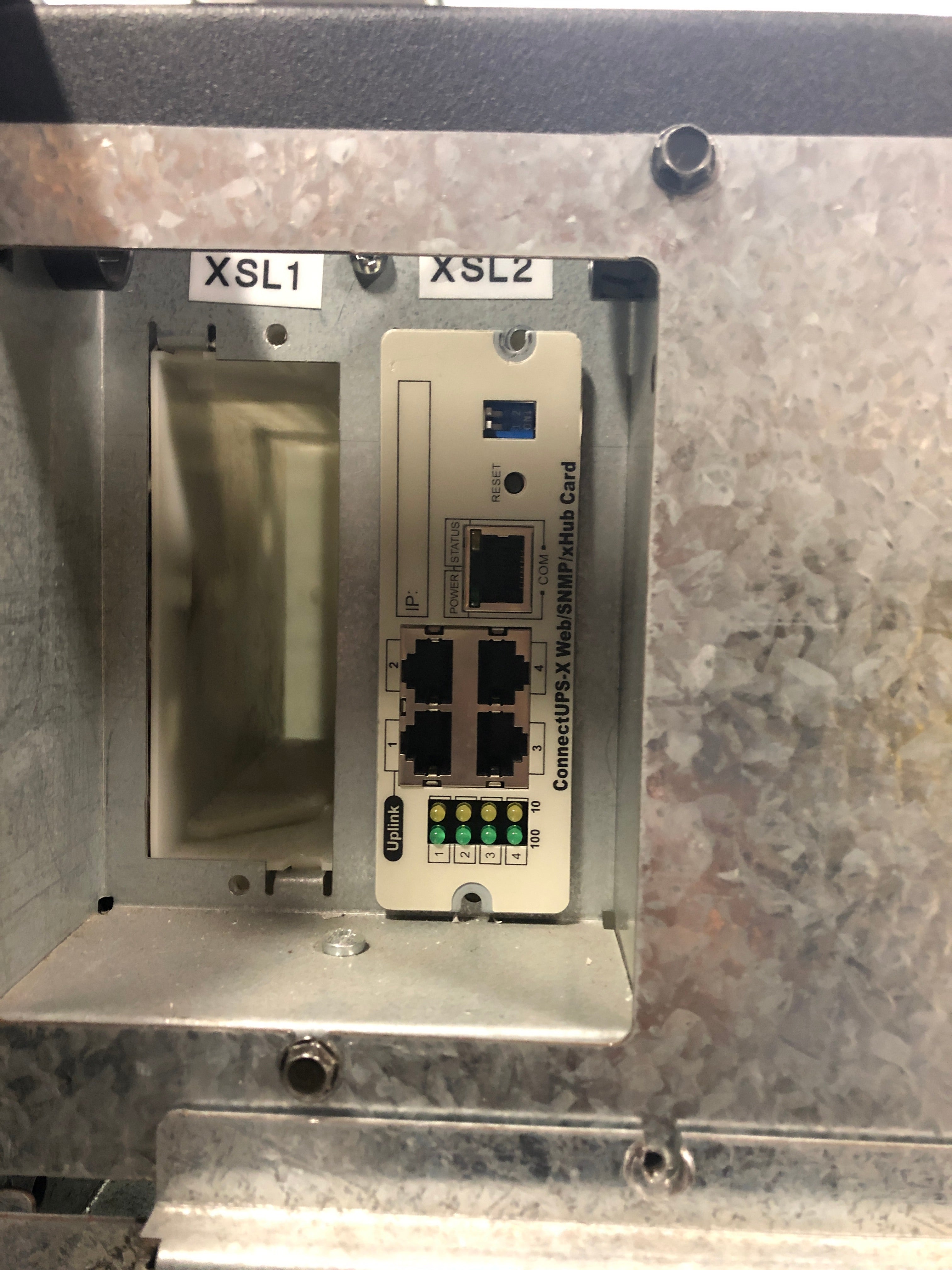 Eaton 9390-80 40kVA / 36kW 208V x 208V 3-Phase UPS Battery Backup Syst ...